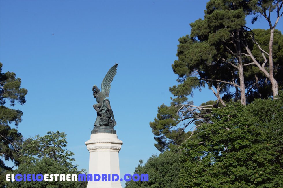 Un paseo por el Parque del Retiro (V). Las estatuas del Retiro. | El ...