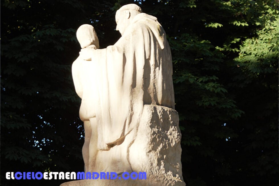 Un paseo por el Parque del Retiro (V). Las estatuas del Retiro. | El ...