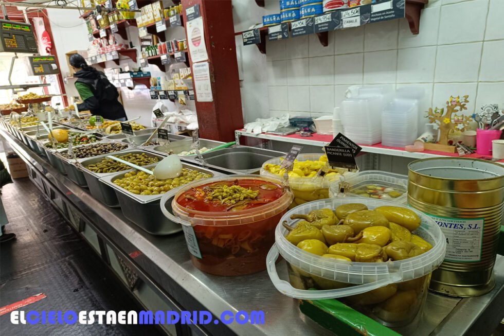 Aceitunas Jiménez, encurtidos y bar, Madrid. | El cielo esta en Madrid