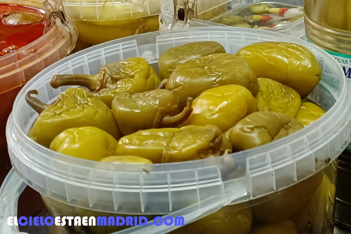 Aceitunas Jiménez, encurtidos y bar, Madrid. | El cielo esta en Madrid
